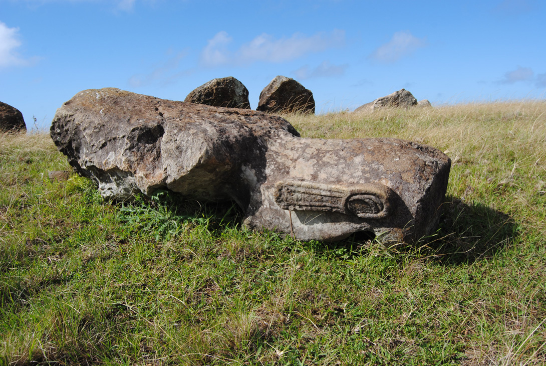 Easter Island images: Archaeology