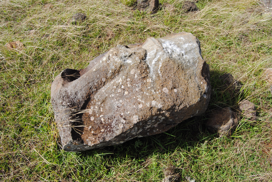 Easter Island images: Archaeology